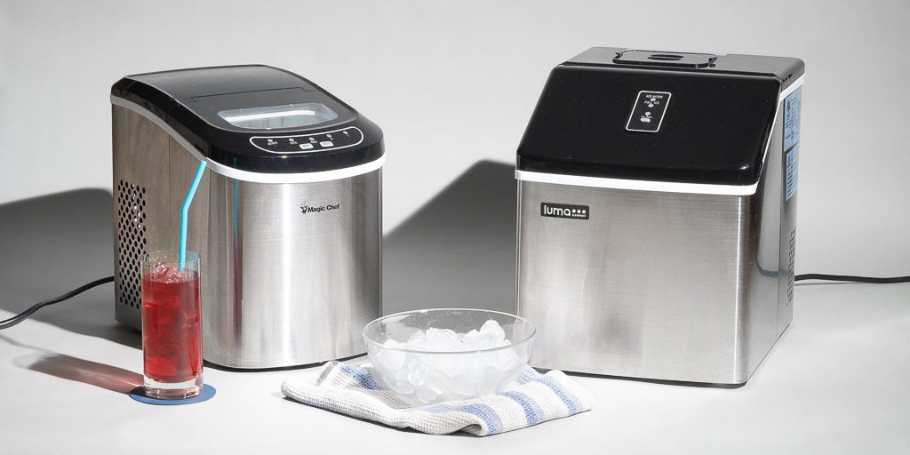 Small Ice Makers - Buying a Small Ice Maker